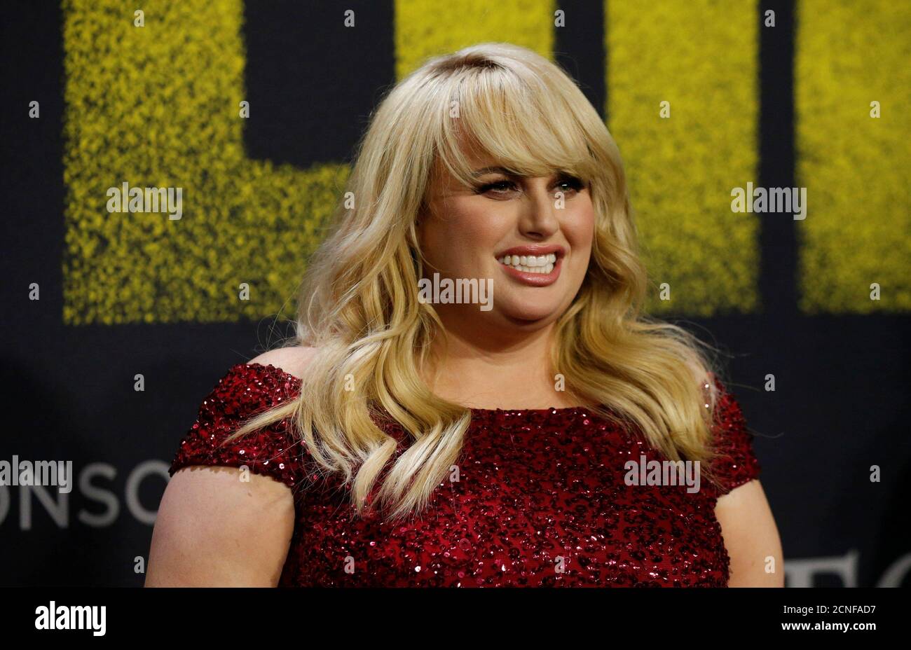 Rebel wilson poses hi-res stock photography and images - Alamy