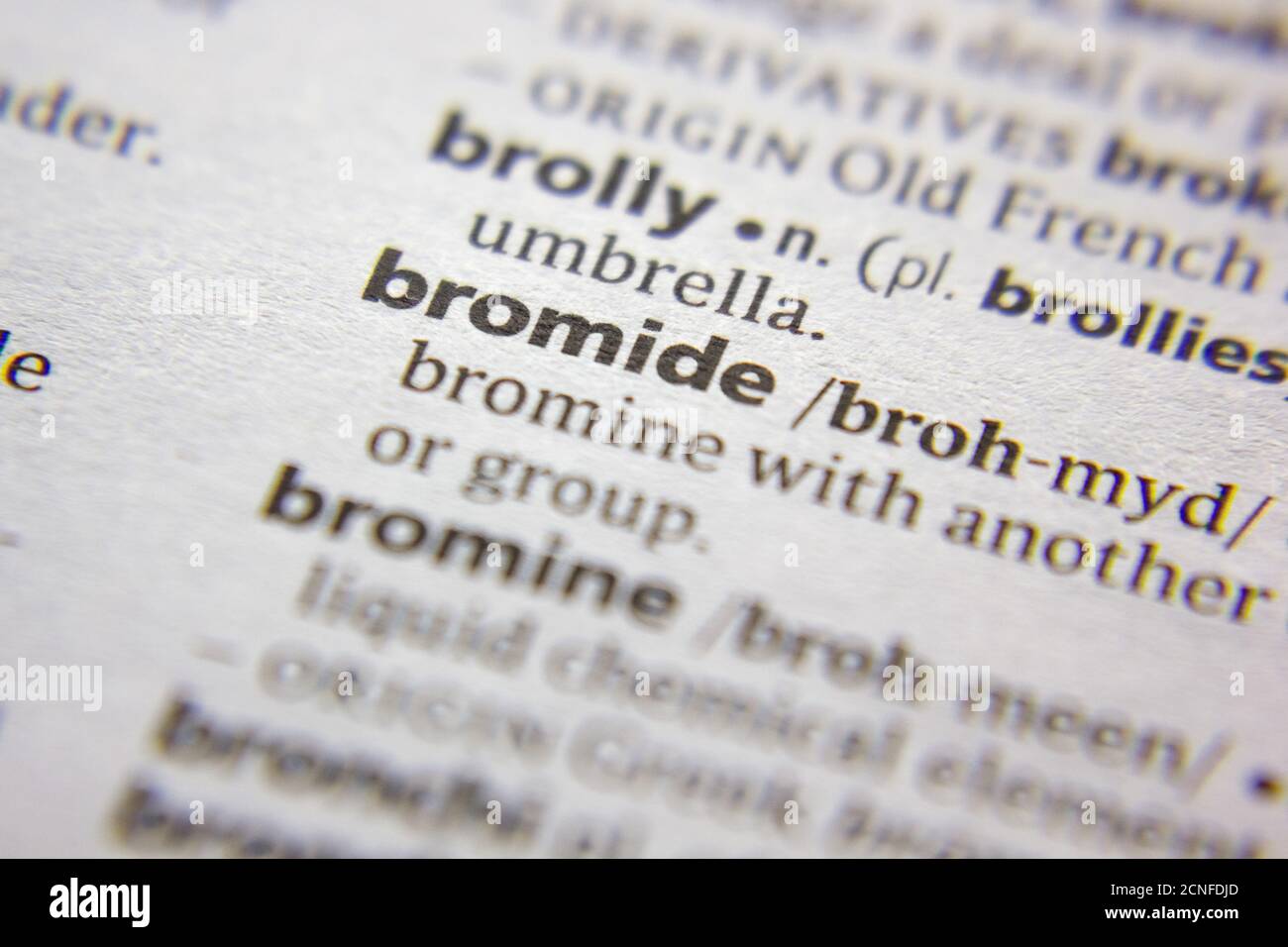 Bromide paper hi-res stock photography and images - Alamy