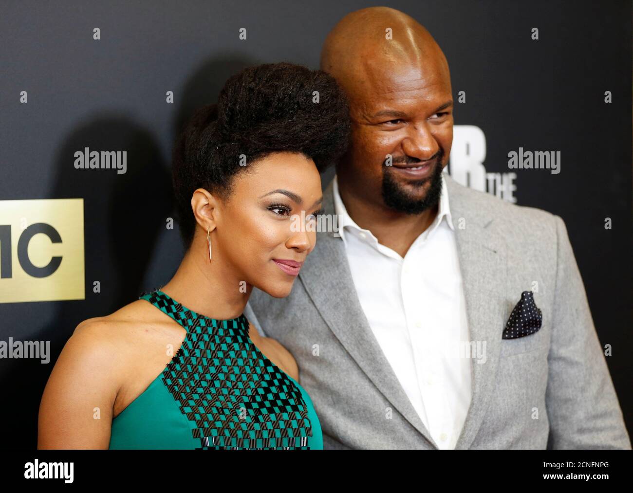 Sonequa martin green husband kenric green hi-res stock photography and ...