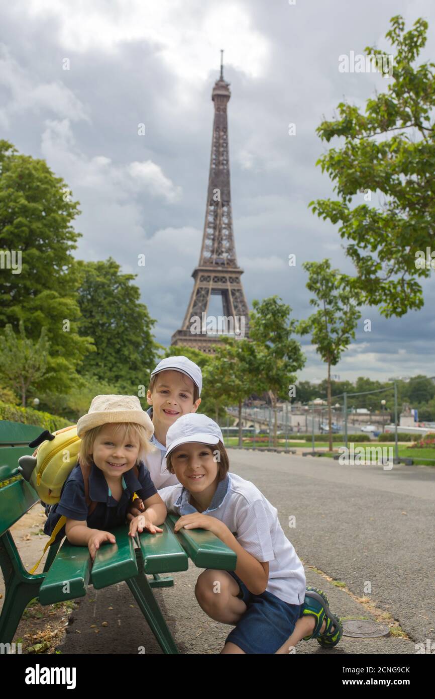 Happy family with children, visiting Paris during the summer Stock ...