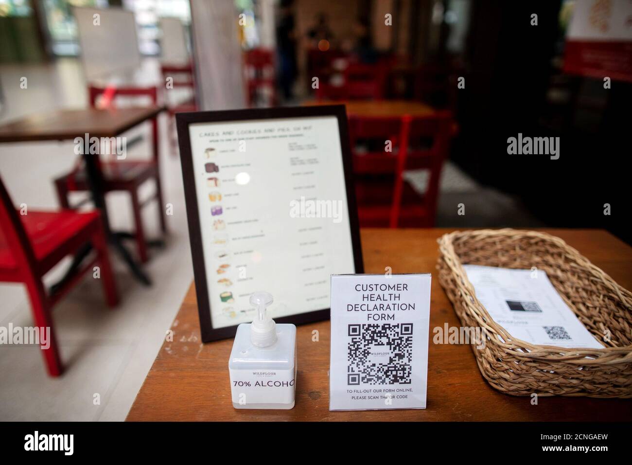 Health declaration qr code hi-res stock photography and images - Alamy