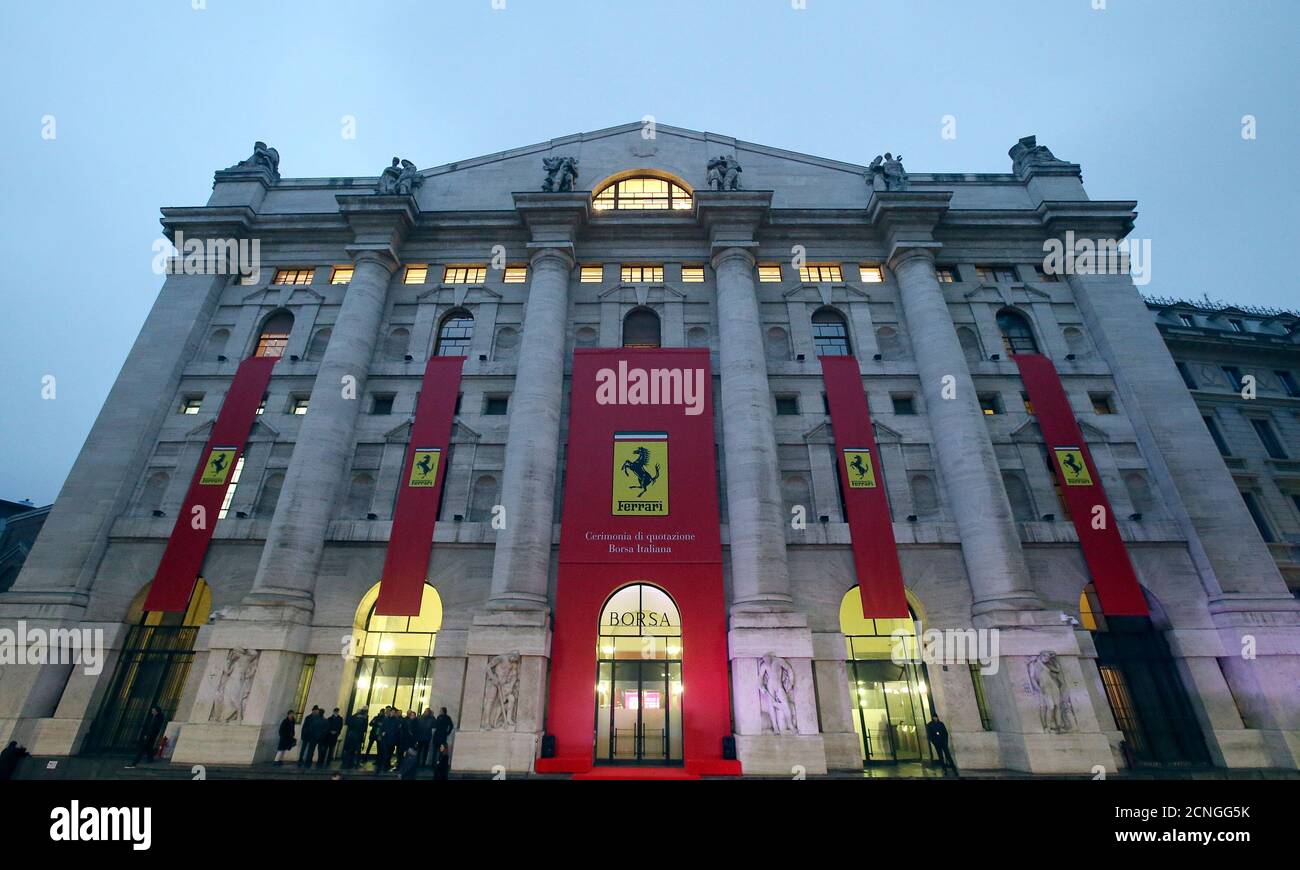 Ferrari family hi-res stock photography and images - Alamy