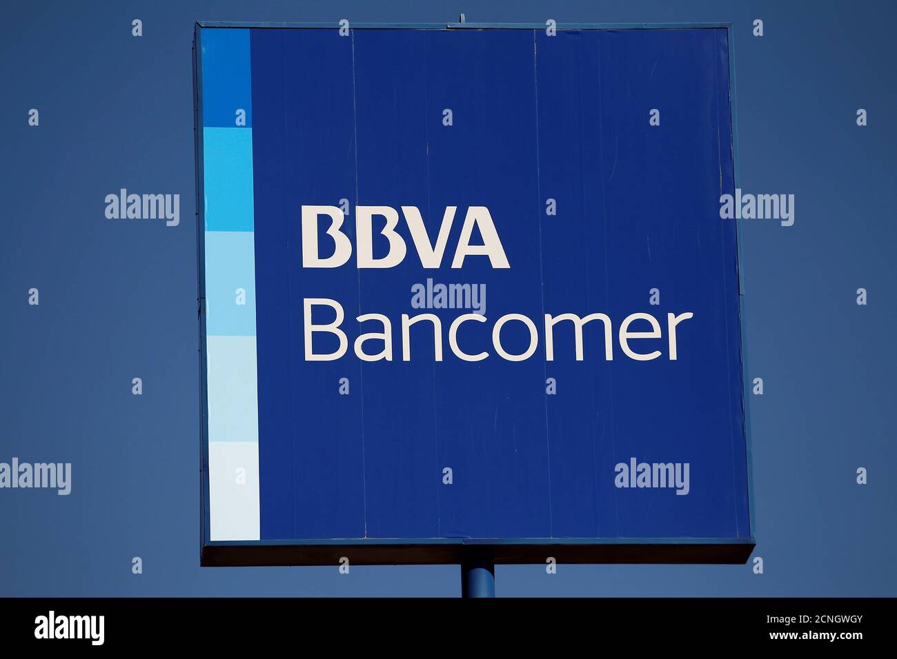 Logo bbva bancomer hi-res stock photography and images - Alamy