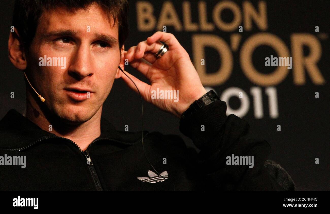 Lionel messi 2011 ballon hi-res stock photography and images - Alamy