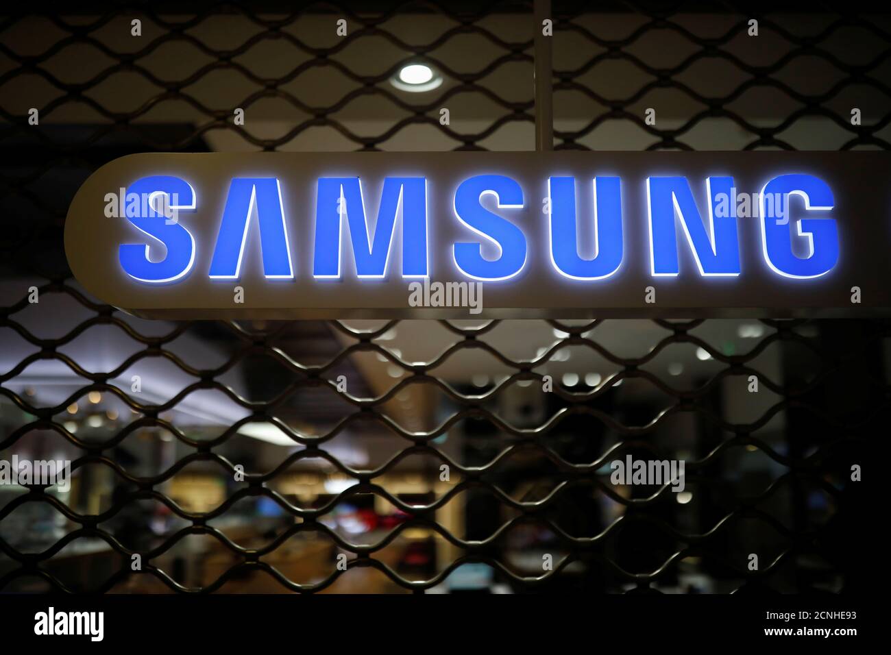 Samsung Logo Office High Resolution Stock Photography and Images - Alamy