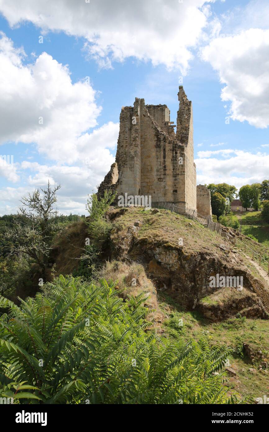 Creuse france castle hi-res stock photography and images - Alamy