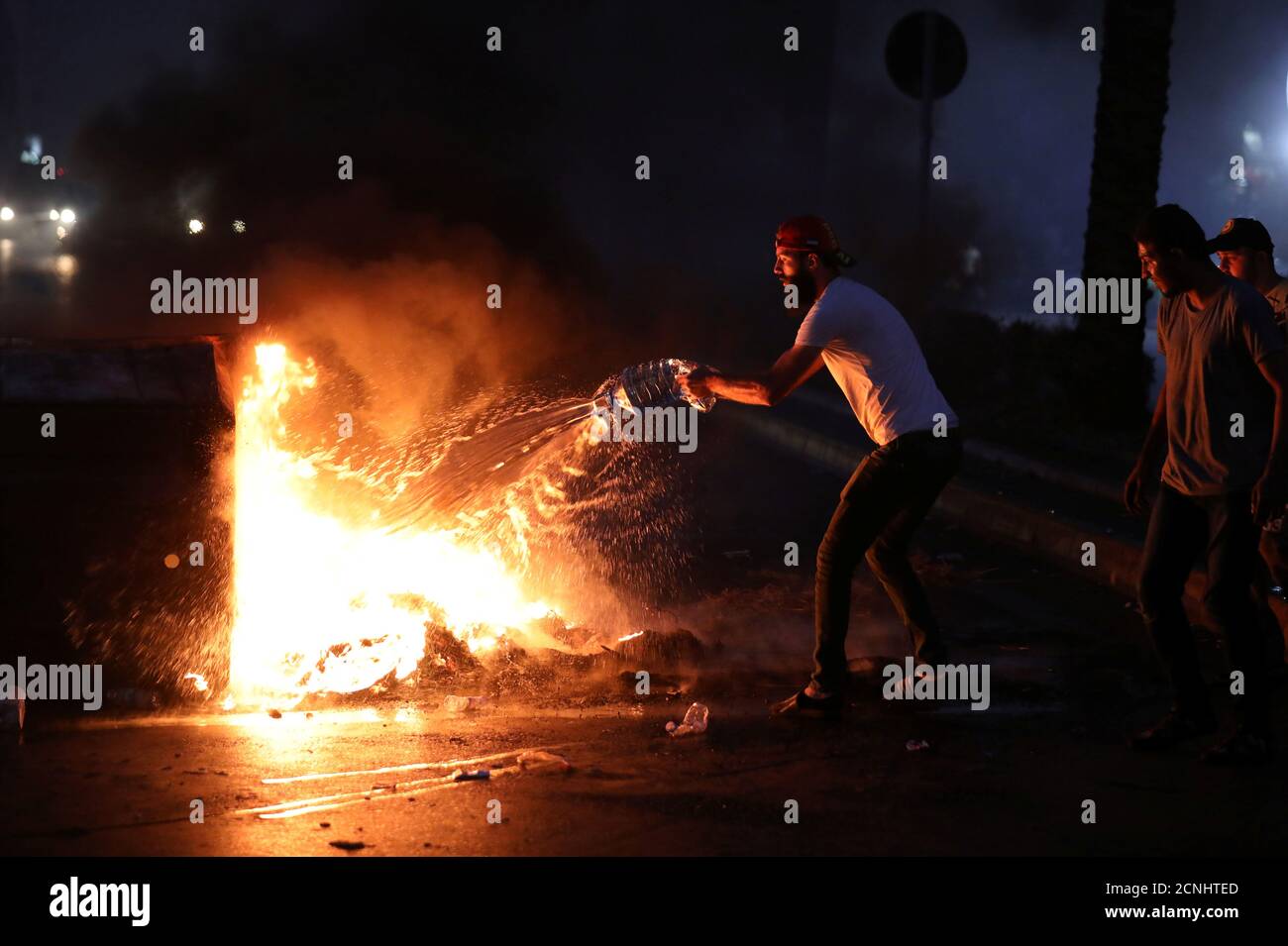Beirut lebanese bread hi-res stock photography and images - Alamy