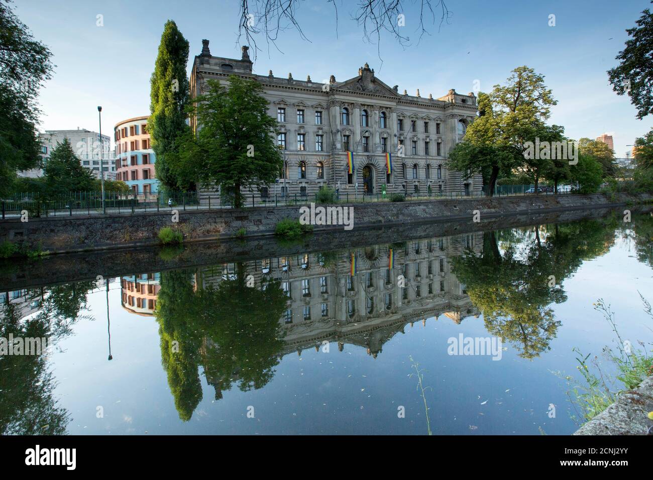 A sk social science award hi-res stock photography and images - Alamy