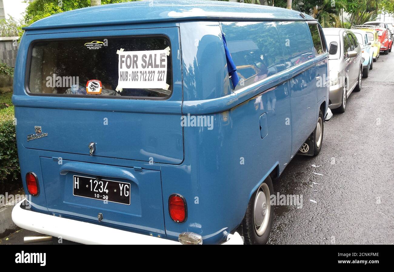Full length back view from one blue VW Bulli, VW Combi Stock Photo - Alamy
