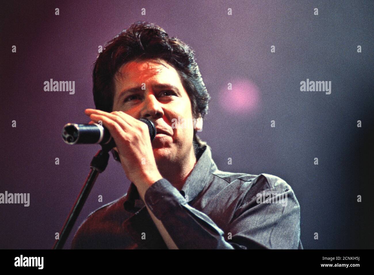 Shakin stevens hi-res stock photography and images - Alamy
