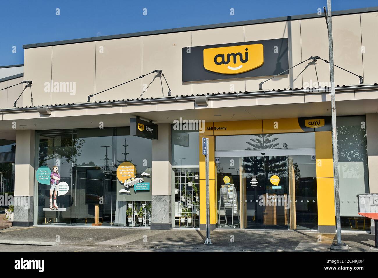 New zealand insurance company building hi-res stock photography and ...