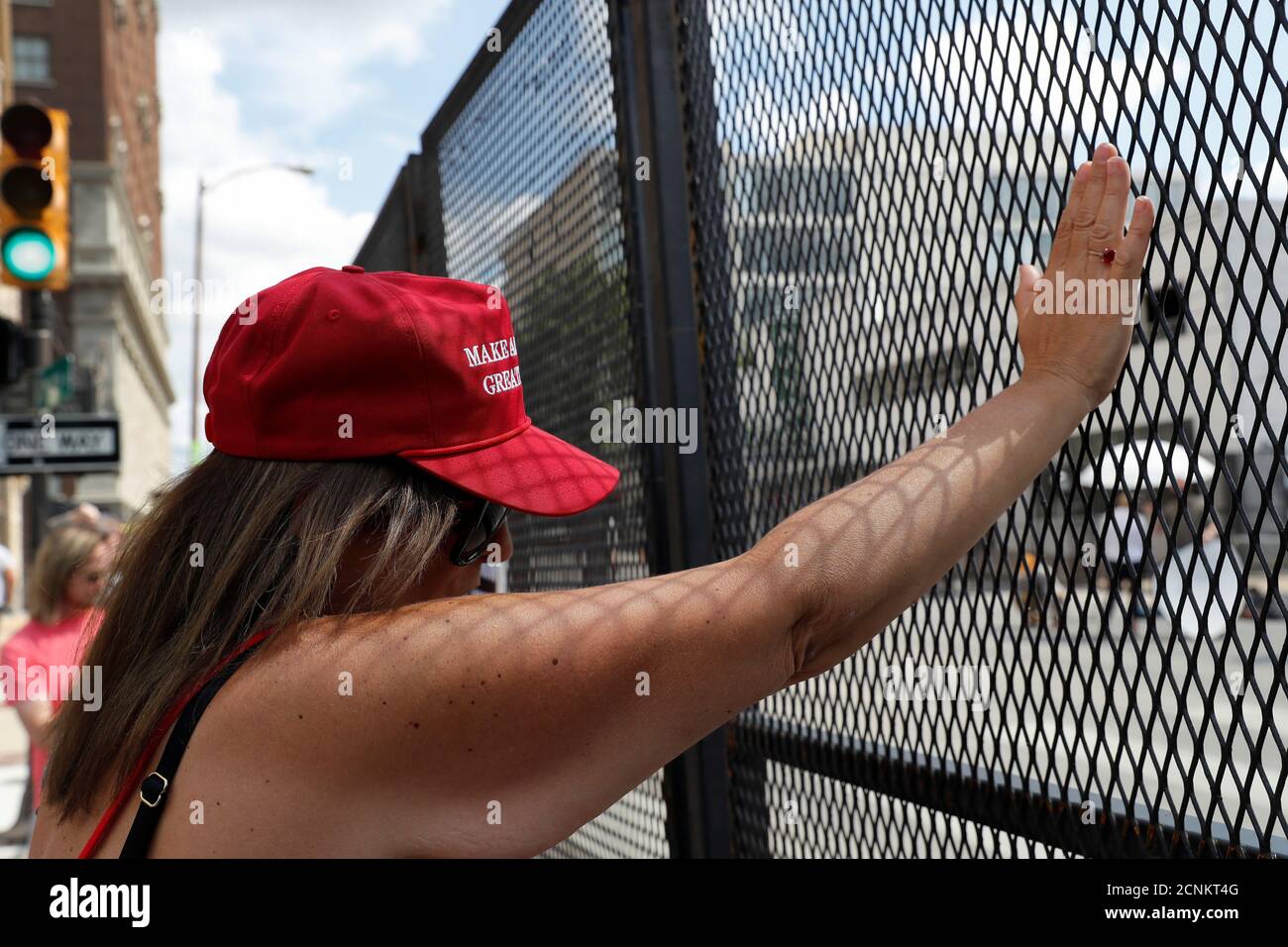 Trump wearing maga hat hi-res stock photography and images - Alamy
