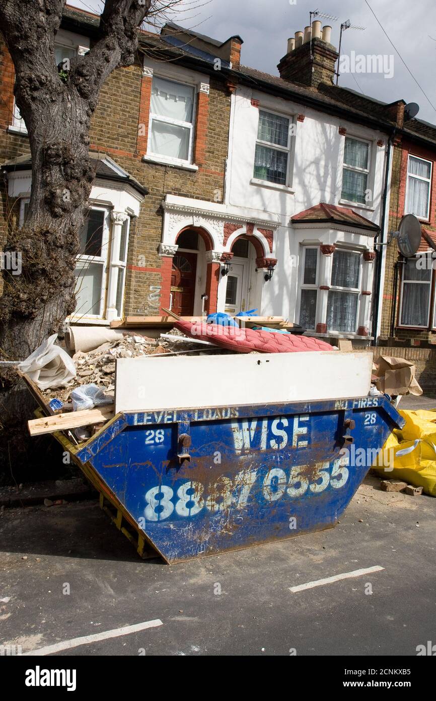 Photo: Neil Turner. © TSL 08/04/2008. TES STOCK. London Borough of ...