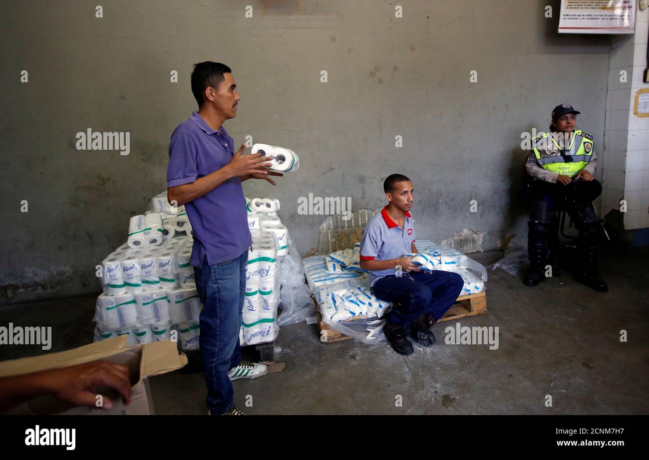 Venezuela workers hi-res stock photography and images - Alamy