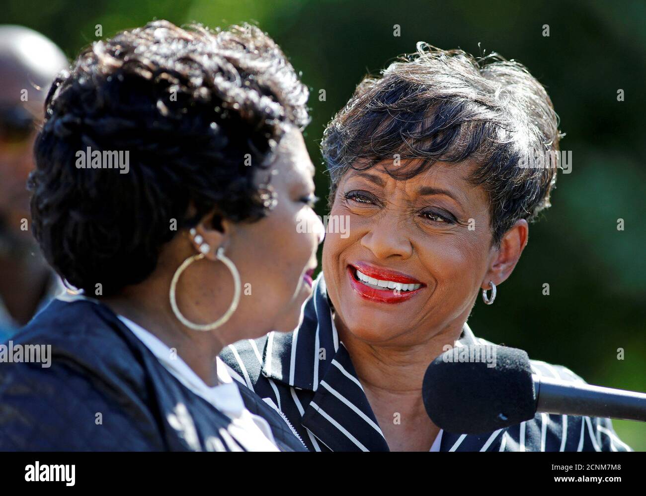 Judge hatchett High Resolution Stock Photography and Images - Alamy