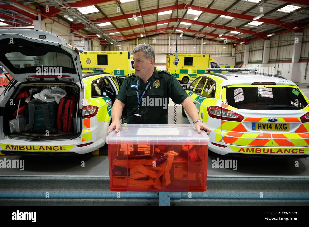 Covid response medical team hi-res stock photography and images - Alamy