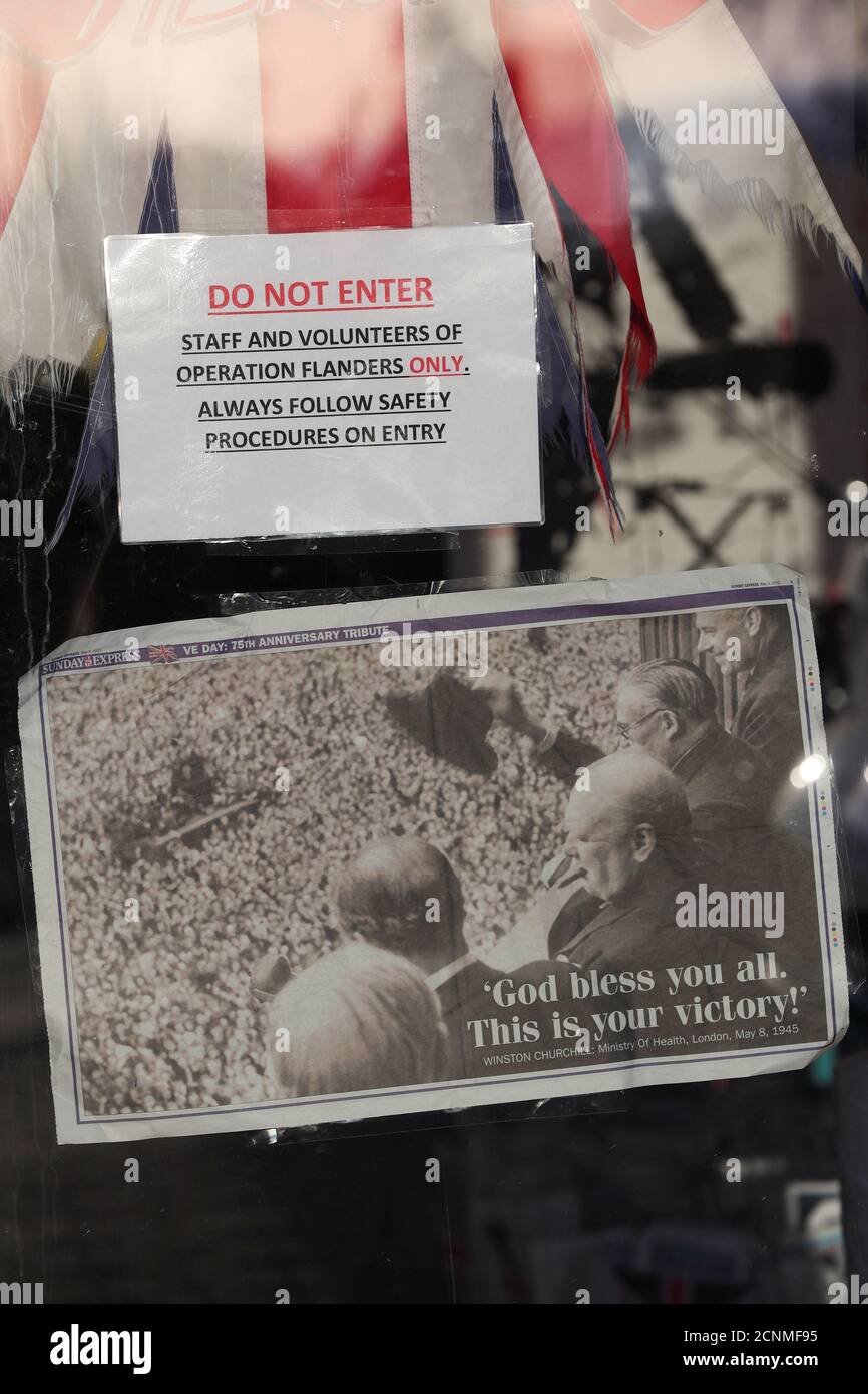 This is ve day newspaper hi-res stock photography and images - Alamy