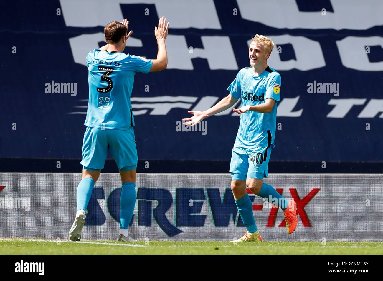 Derby countys louie sibley celebrates scoring hi-res stock photography ...
