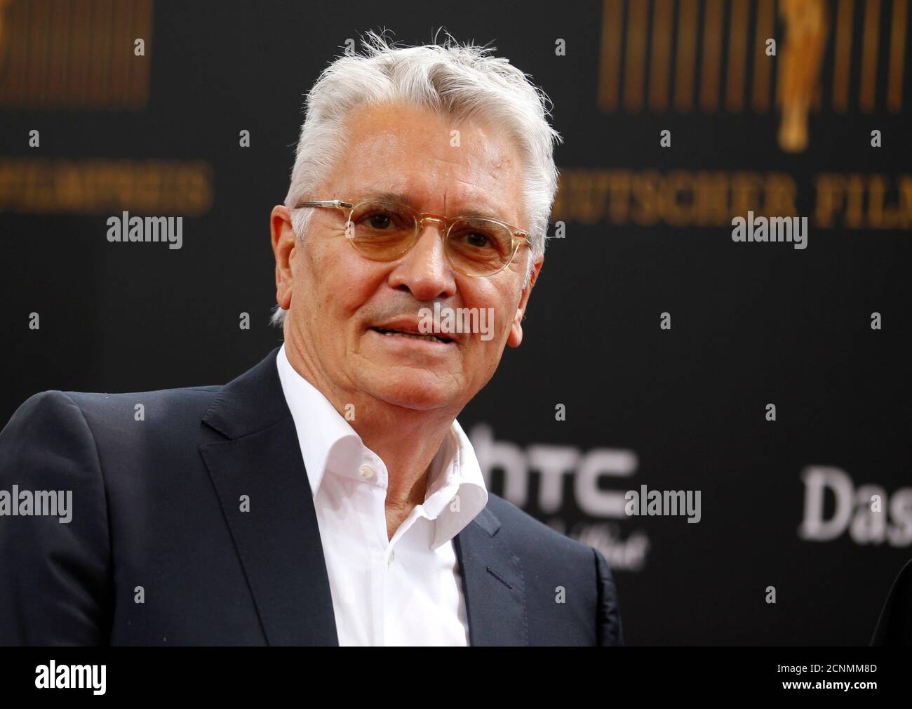 Henry Thomas Actor High Resolution Stock Photography and Images - Alamy