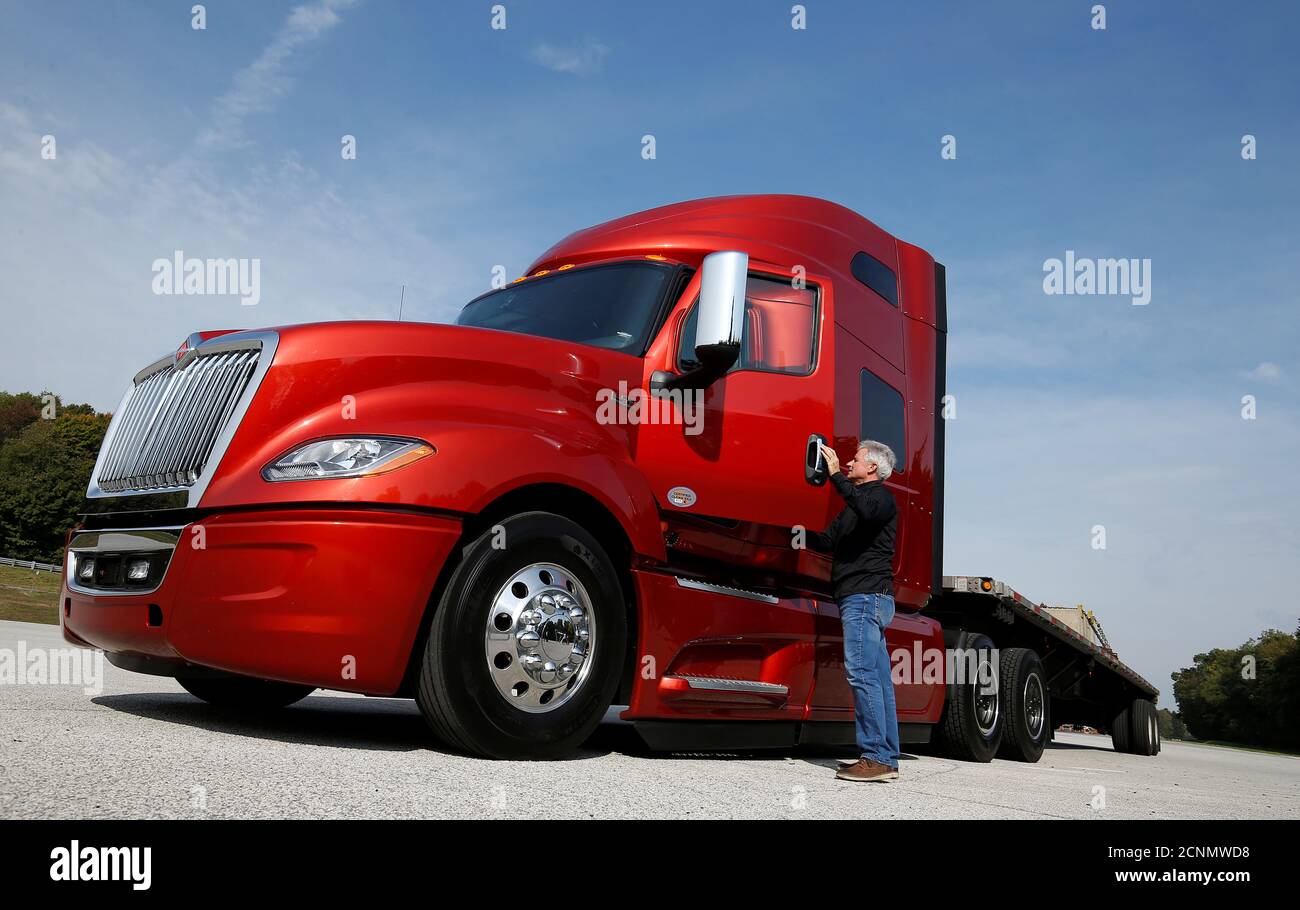Navistar automotive hi-res stock photography and images - Alamy