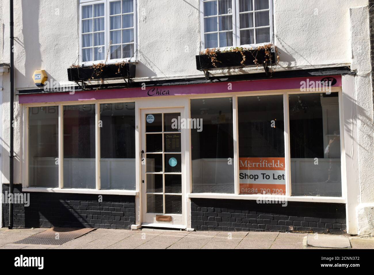 shop to let Stock Photo - Alamy