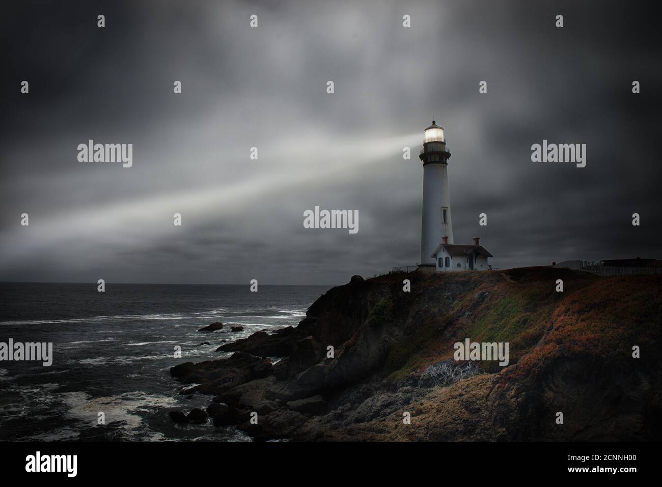 Lighthouse beam hi-res stock photography and images - Alamy