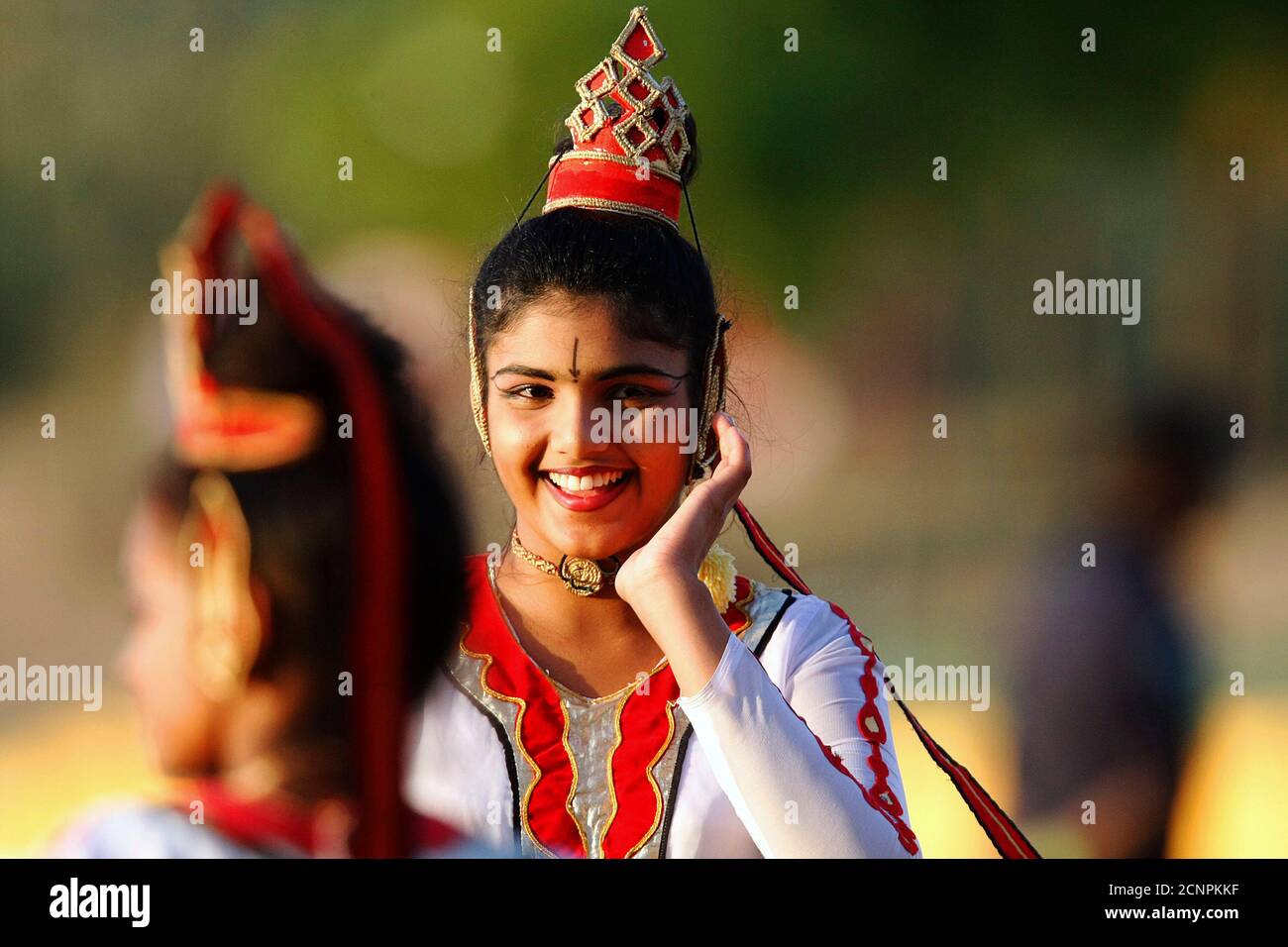 Kandyan Costume High Resolution Stock Photography and Images - Alamy