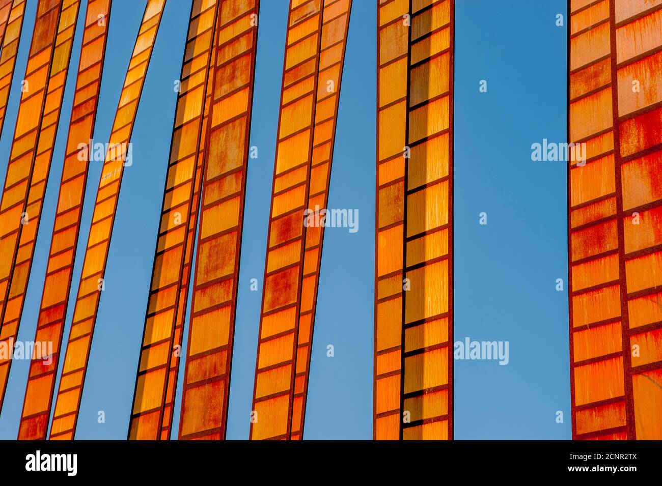 Grass blades sculpture seattle center hi-res stock photography and ...