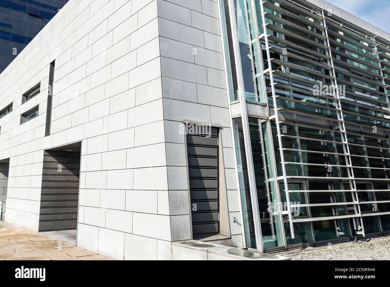 Black diamond building hi-res stock photography and images - Alamy