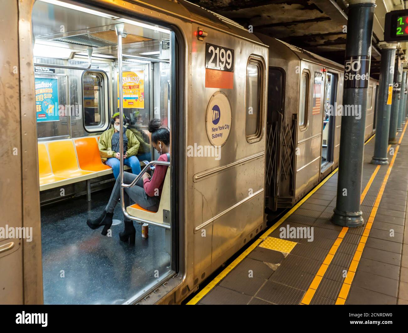 Mandatory masks on public transport hi-res stock photography and images ...