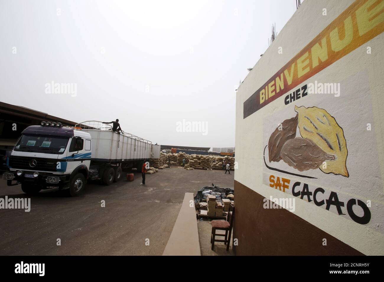Cacao ivory coast hi-res stock photography and images - Alamy