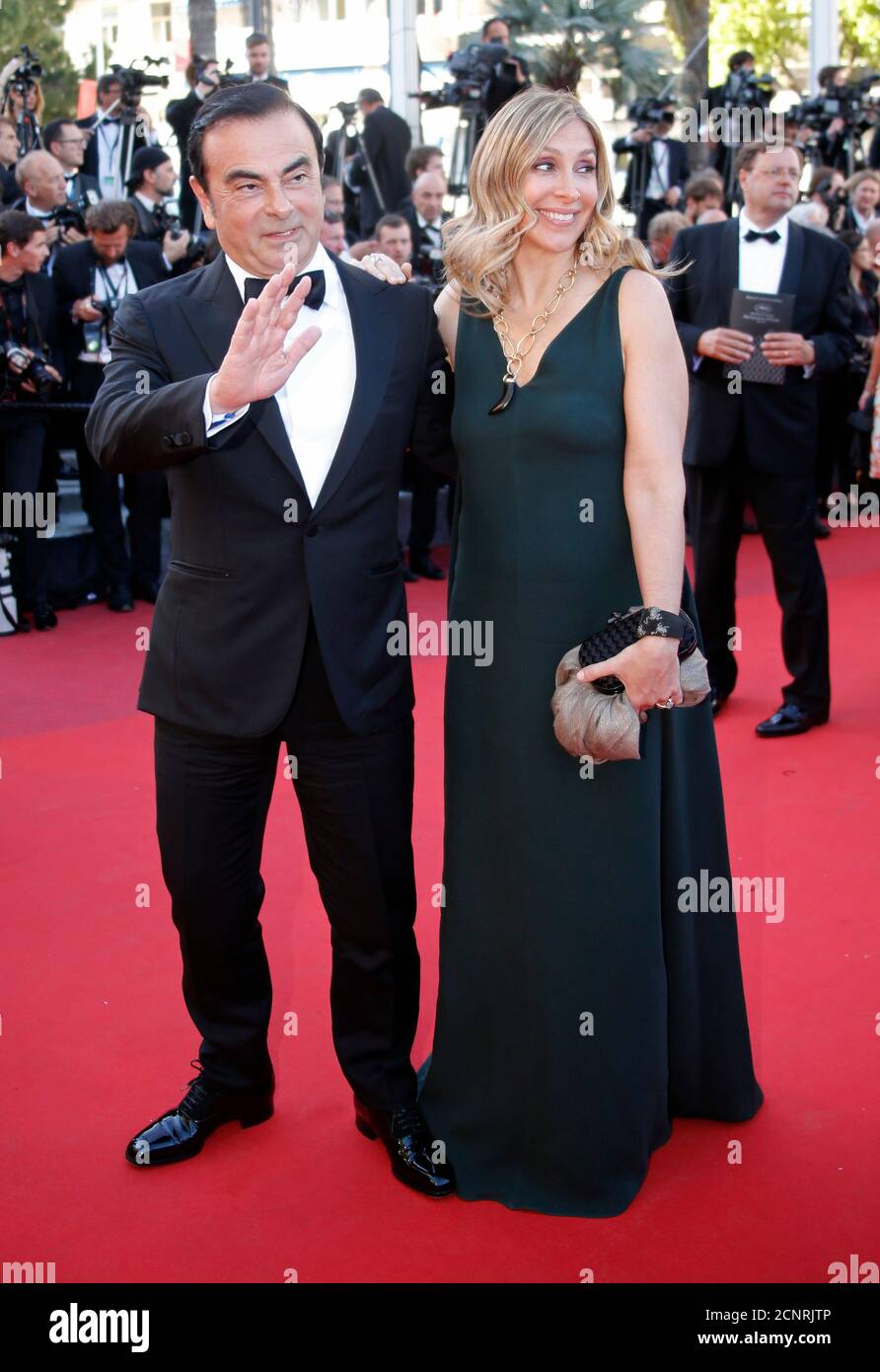 Carlos ghosn wife hi-res stock photography and images - Alamy