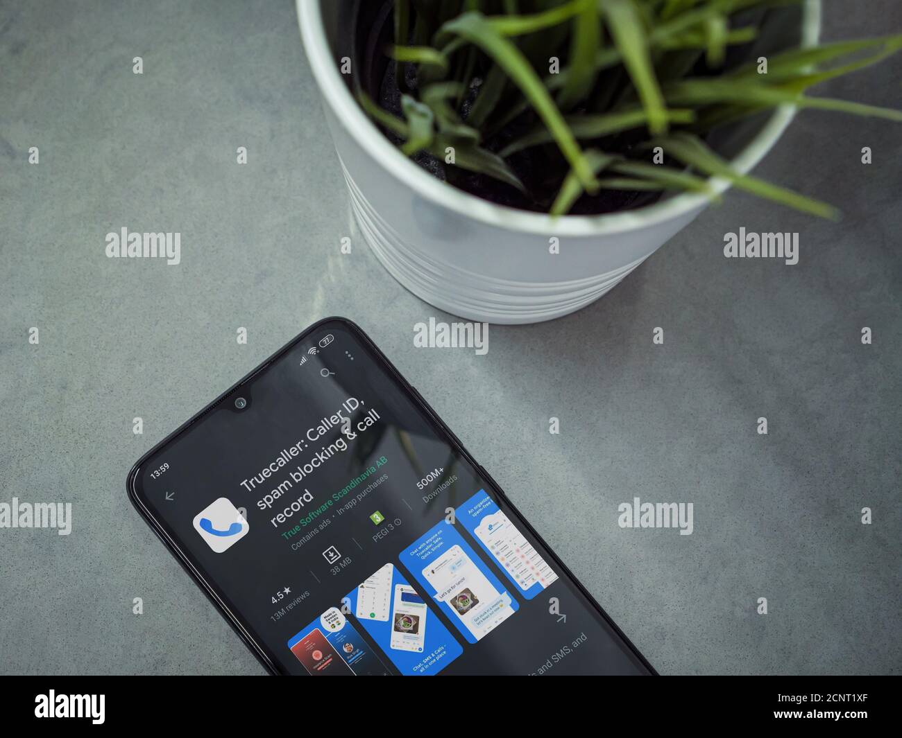 Truecaller logo hi-res stock photography and images - Alamy