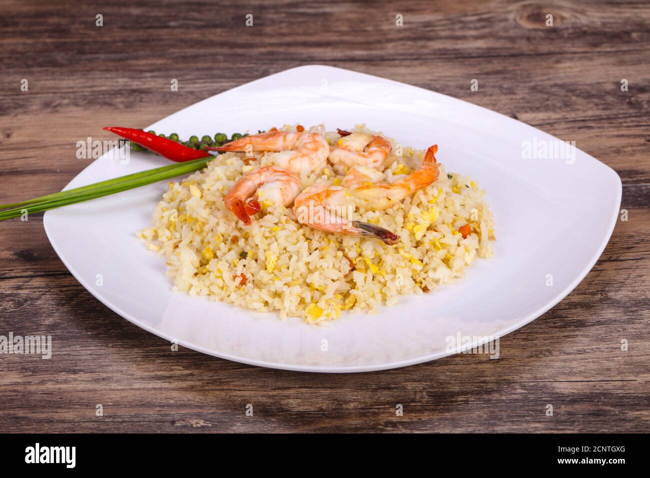 Thai style fried rice with prawn and egg Stock Photo - Alamy