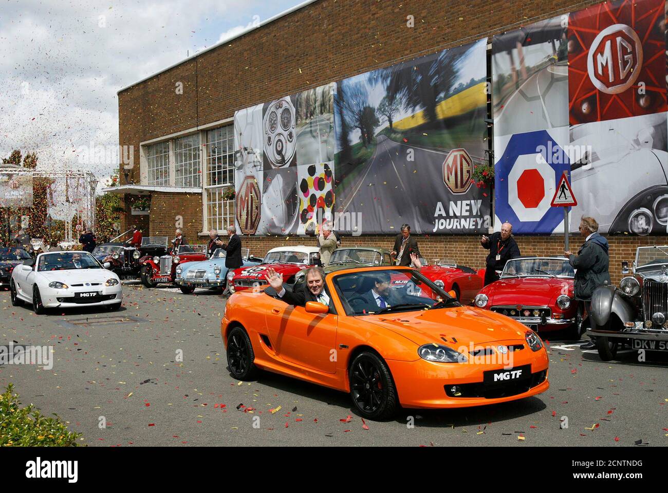 Production line longbridge hi-res stock photography and images - Alamy