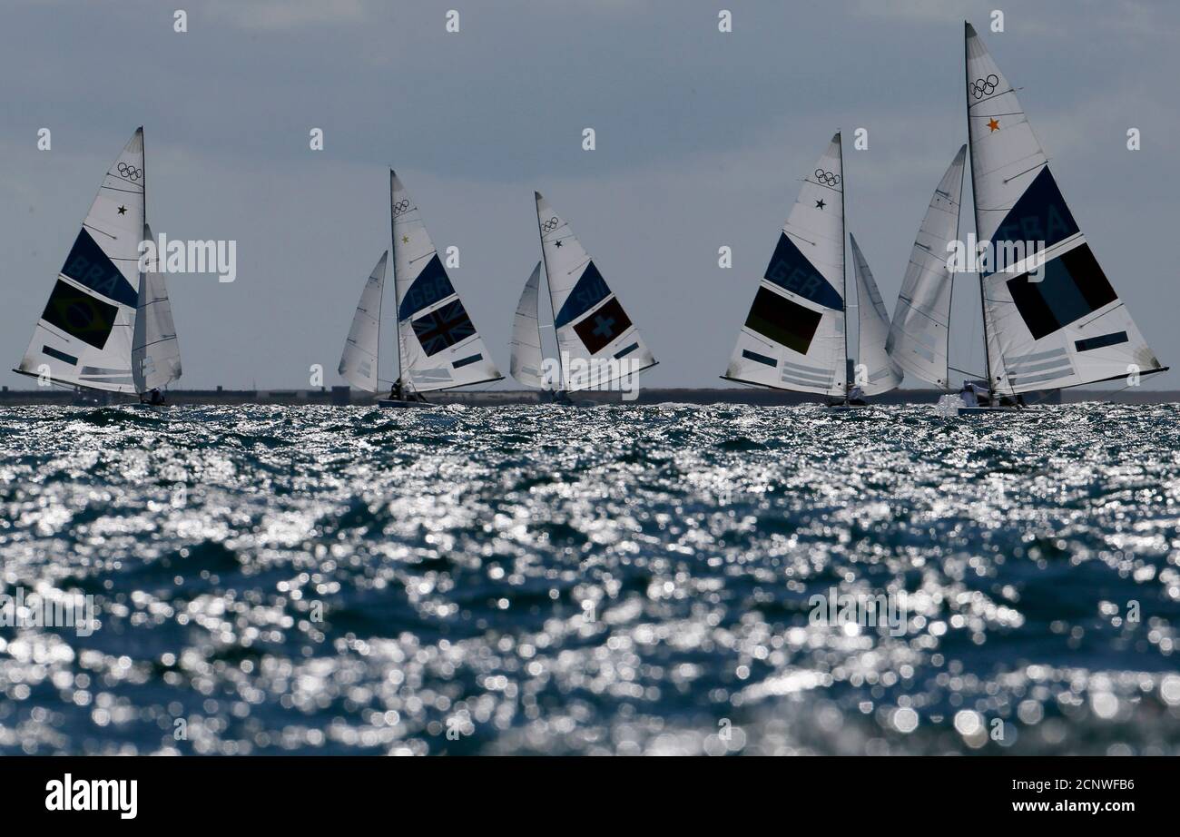 Keelboats hi-res stock photography and images - Alamy