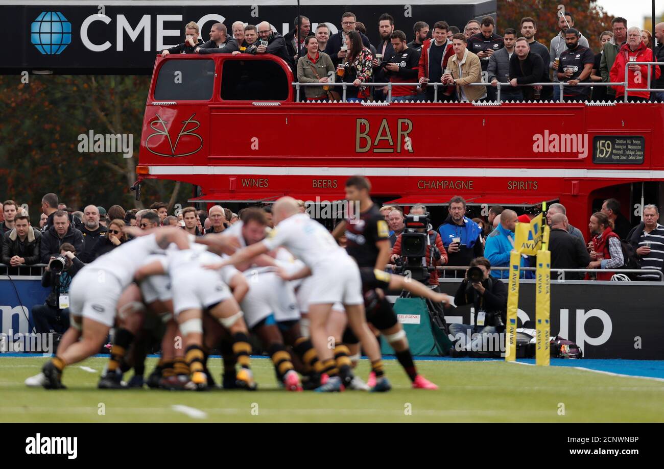 Bus Bar High Resolution Stock Photography and Images - Alamy