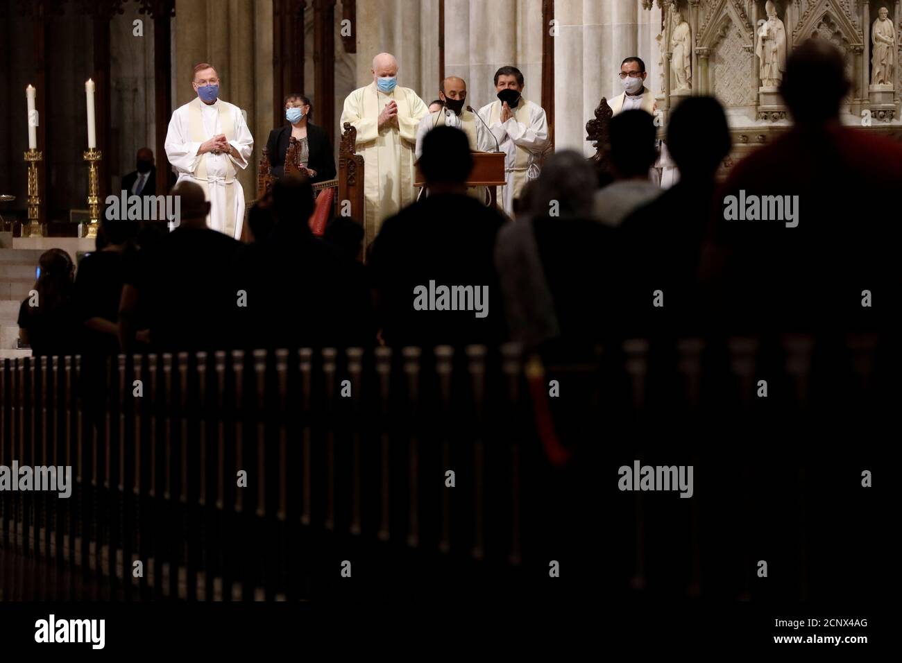 Priests funeral usa hi-res stock photography and images - Alamy