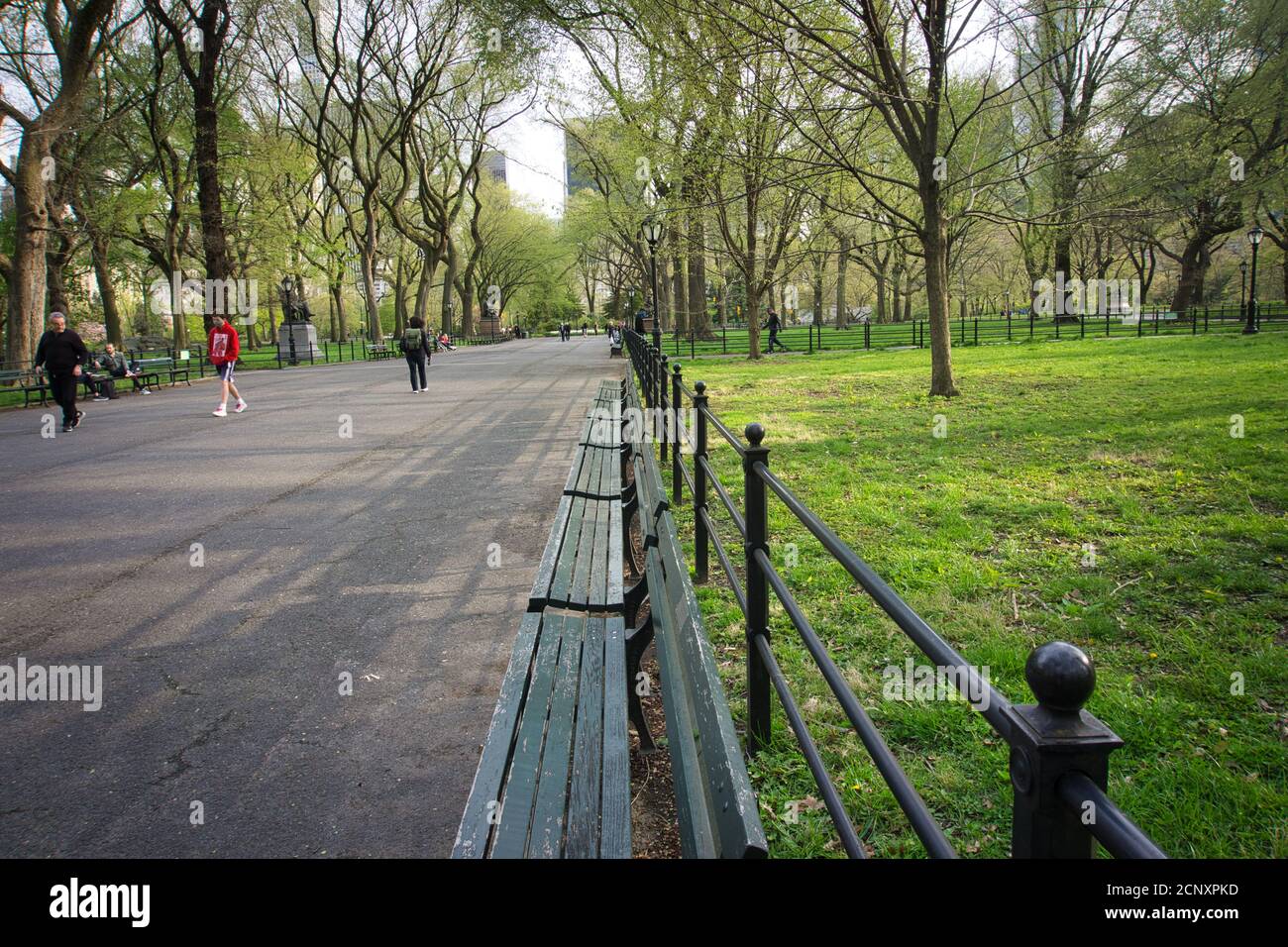 Mall literary walk central park hi-res stock photography and images - Alamy