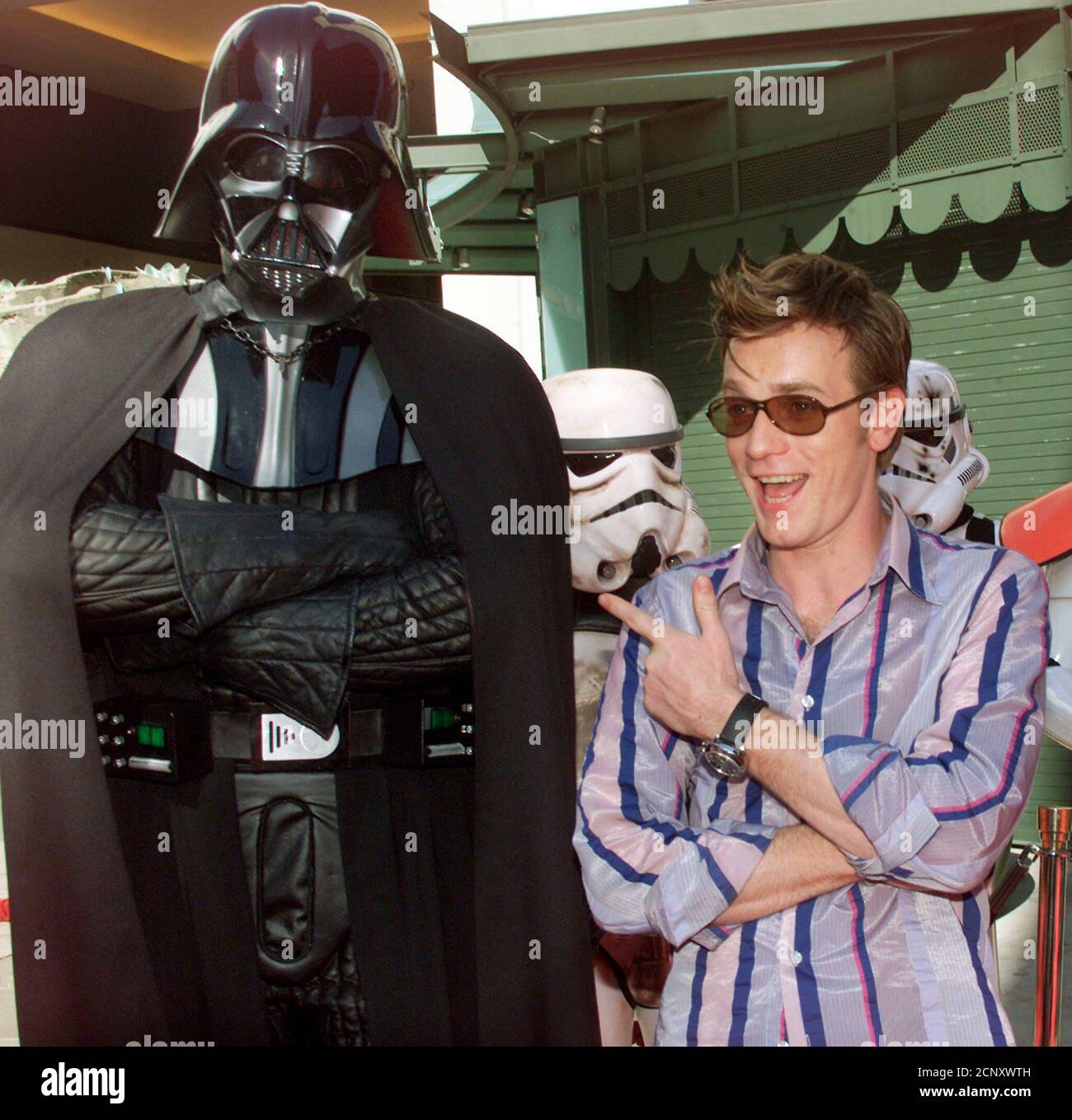 Obi wan kenobi and darth vader hi-res stock photography and images - Alamy