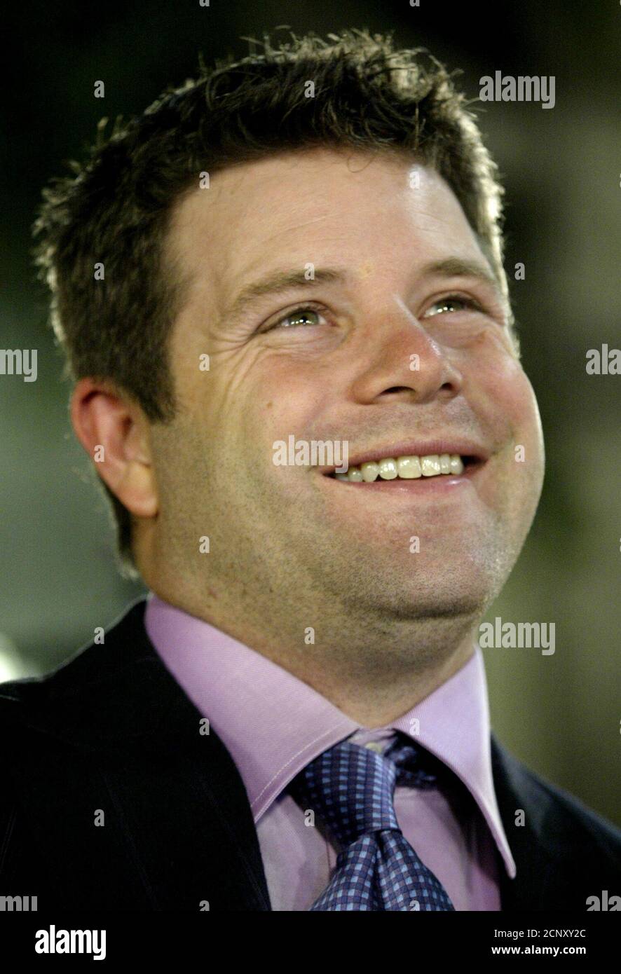 Lord rings cast hi-res stock photography and images - Alamy