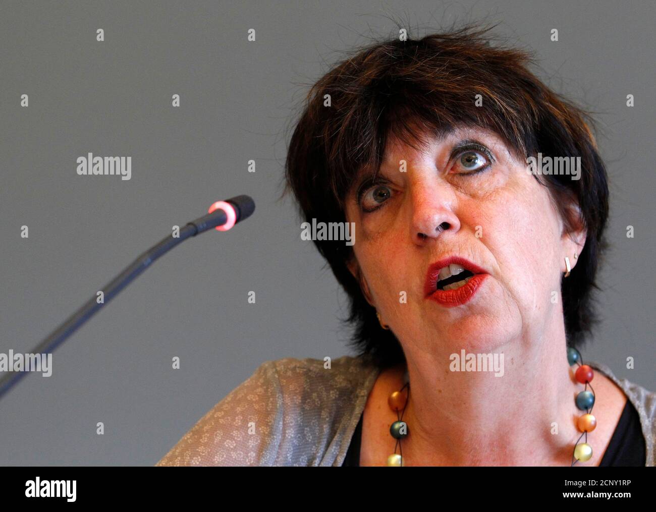 6 gpk hi-res stock photography and images - Alamy