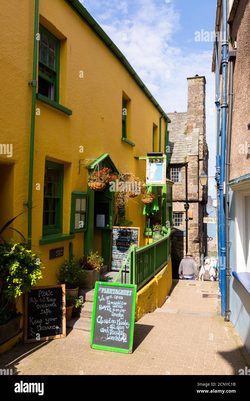 Side street, Tenby, Pembrokeshire, Wales, K Stock Photo - Alamy