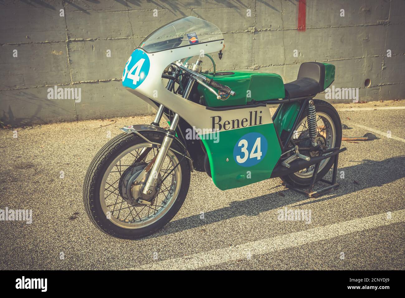 Classic benelli 250 bike motorcycle hi-res stock photography and images ...