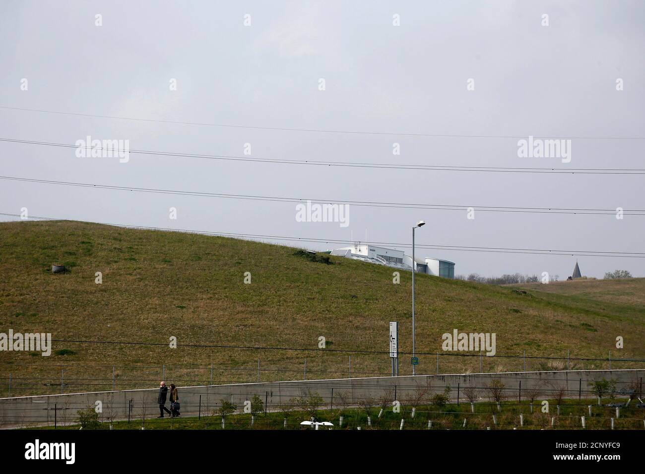 Ebbsfleet international station at ebbsfleet hi-res stock photography ...