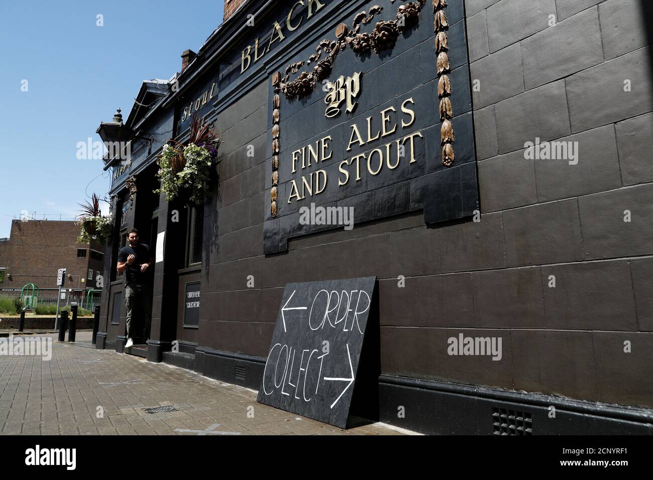 Pub black prince hi-res stock photography and images - Alamy