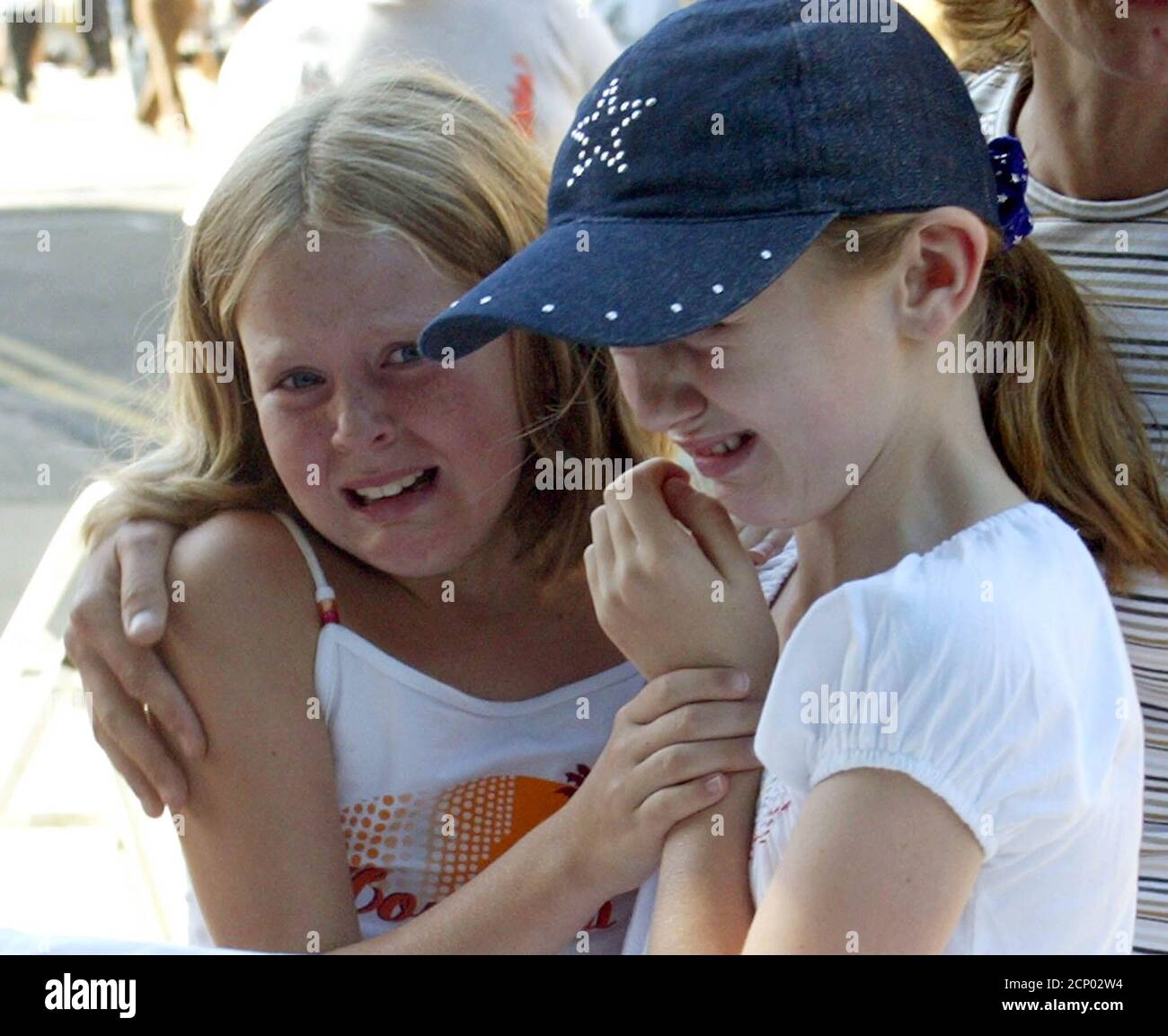 Holly and jessica chapman hi-res stock photography and images - Alamy