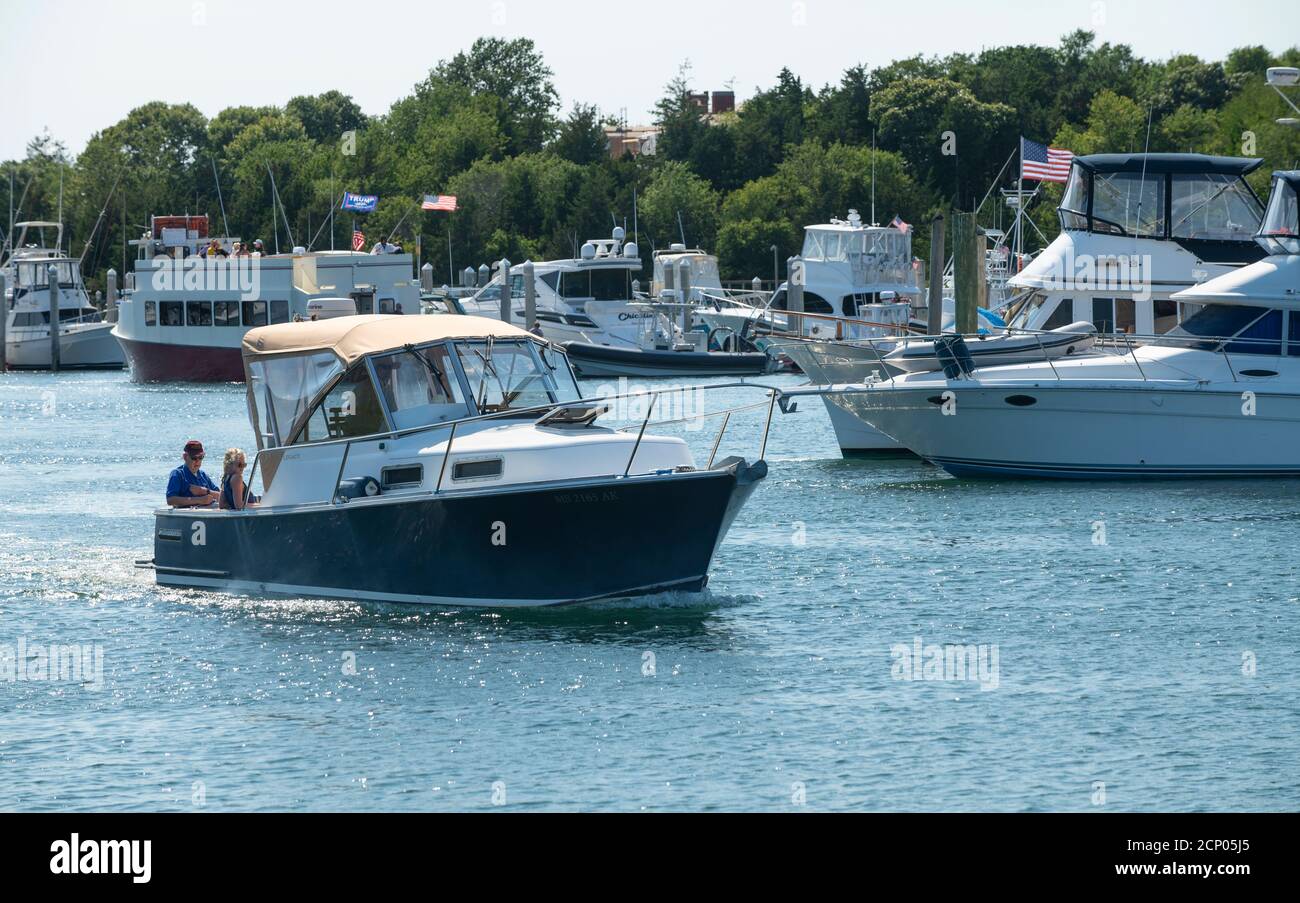 Boating activity in Sesuit Harbor in Dennis, Massachusetts, USA on Cape ...