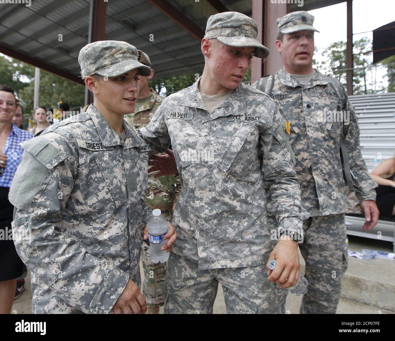 Fort benning graduation hi-res stock photography and images - Alamy