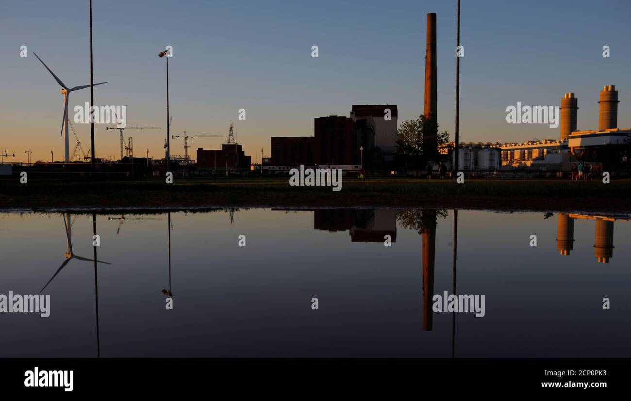 Massachusetts water resources authority hi-res stock photography and ...